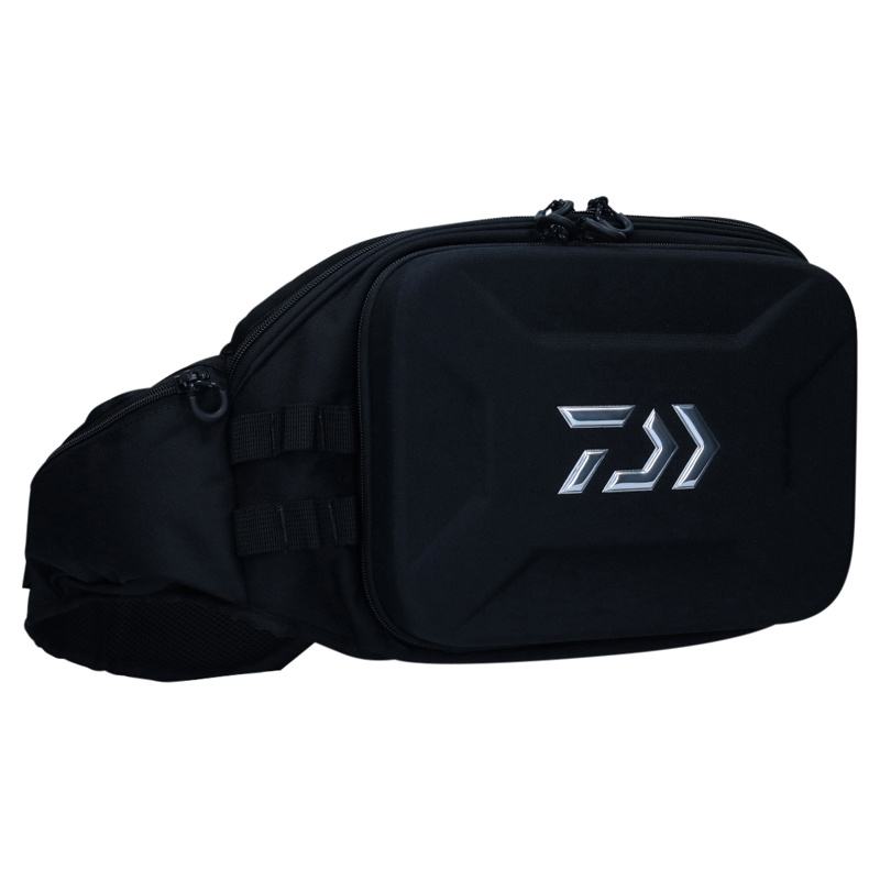 Daiwa Sling Tackle Bag Black | Sportfishtackle.fr